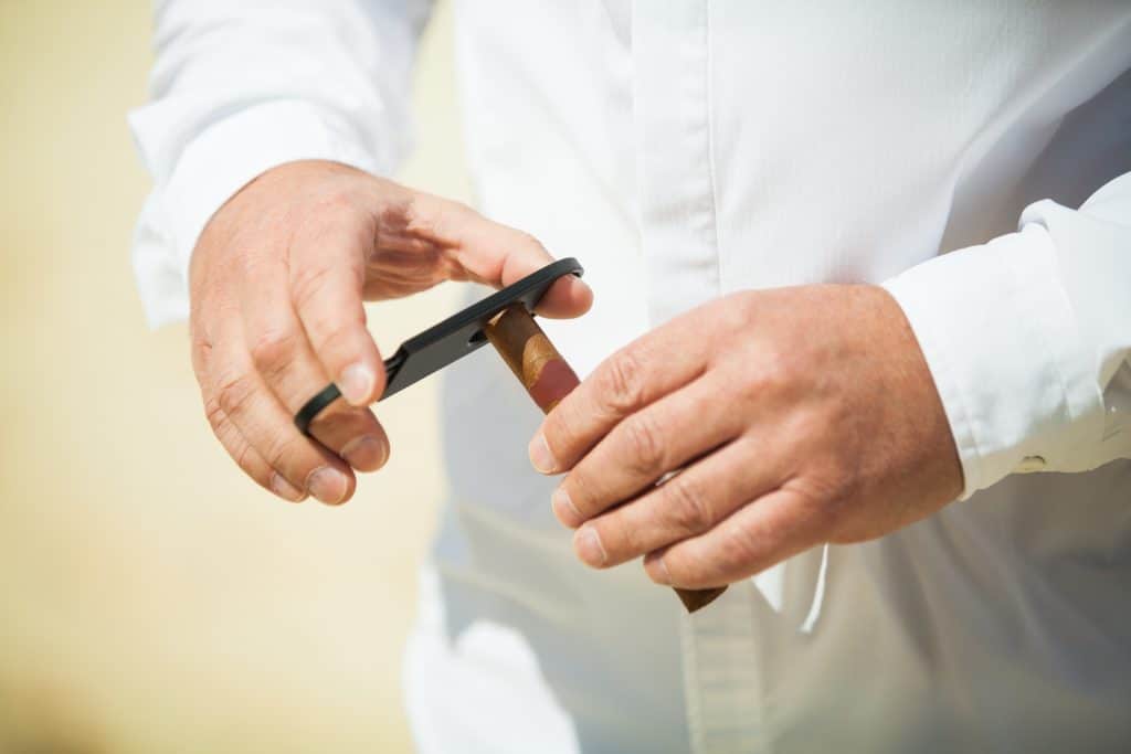 Pourquoi un coupe-cigare est-il un outil indispensable Pourquoi un coupe-cigare est-il un outil indispensable